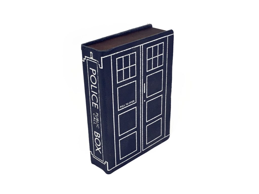 Police Box Book - Doctor Who Box | D&D Gaming Organizer