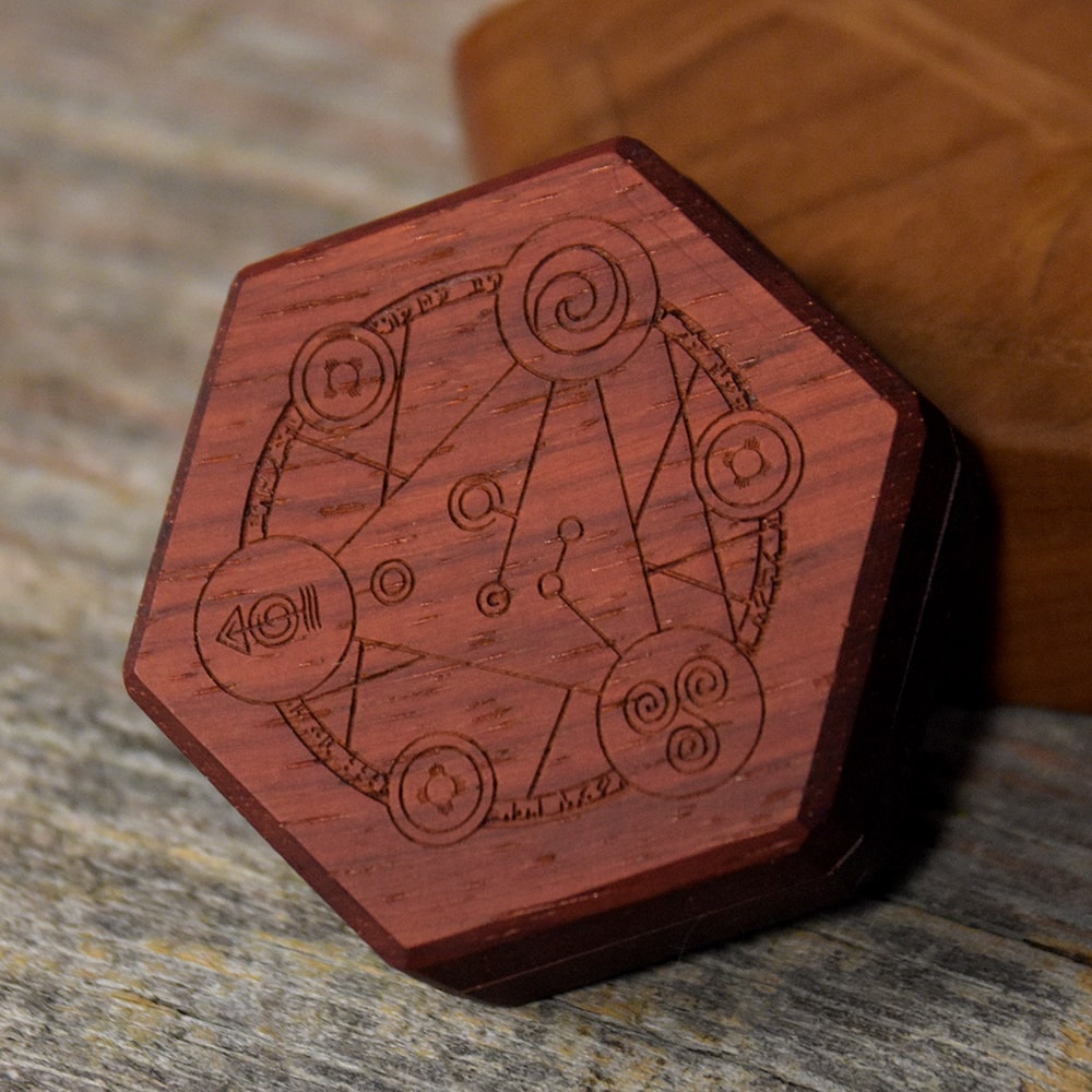 Mini Hex Chest Dice Box – Padauk Spellcircle – Elderwood Academy